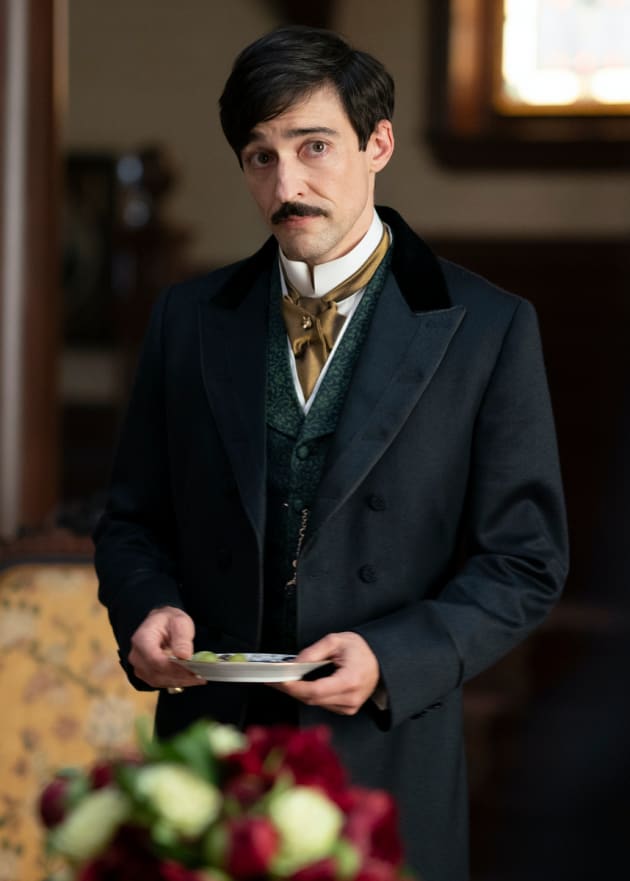 Oscar Van Rhijn -The Gilded Age Season 1 Episode 1 - TV Fanatic