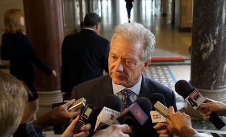 Cyrus Beene Photos - TV Fanatic