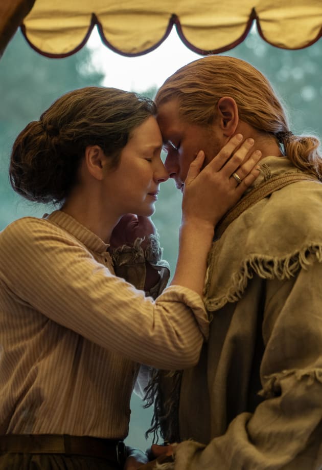 Jamie Prepares For Battle With Claires Support Outlander Season 7
