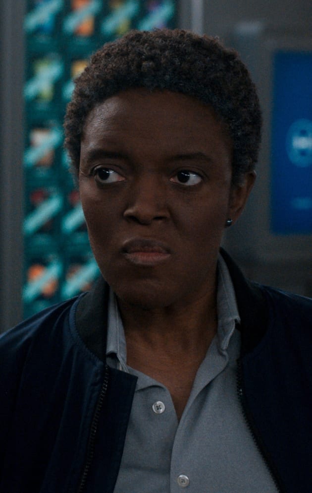 Danielle Getting Ready to Kick Arse - For All Mankind - TV Fanatic