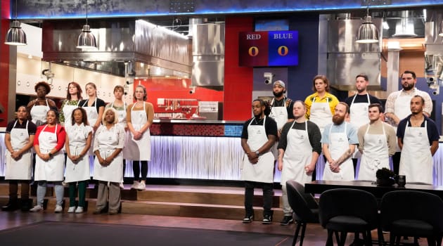 Blue Team/Red Team - Hell's Kitchen Season 22 Episode 1 - TV Fanatic
