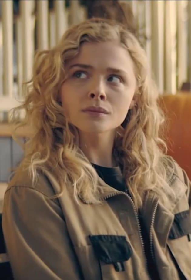 The Peripheral Season 1 Episode 4 Review: Jackpot - TV Fanatic The Peripheral Season 1 Episode 4 Review: Jackpot - TV Fanatic