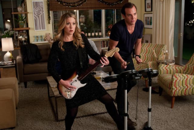 Watch Up All Night Season 1 Episode 12 Online - TV Fanatic