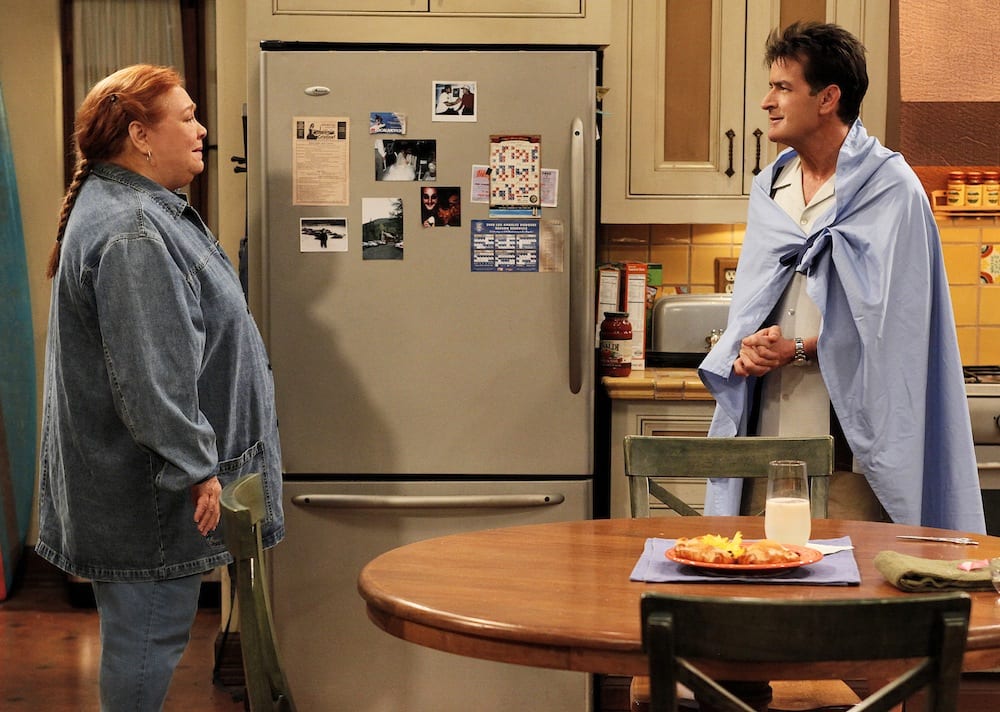 Watch Two And A Half Men Season 11 Episode 11 Online TV Fanatic ...