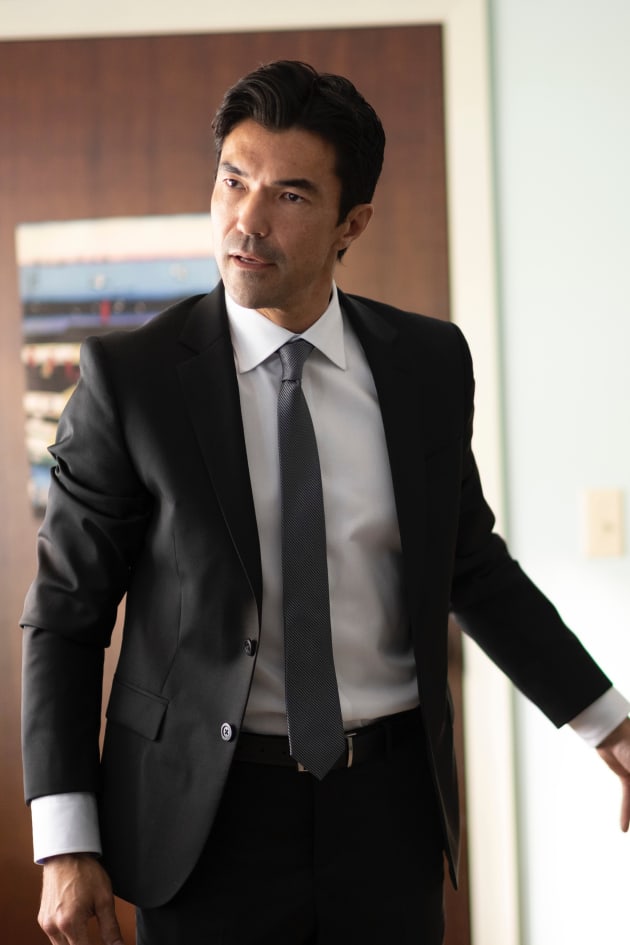 Jiro confronting staff - Accused Season 1 Episode 11 - TV Fanatic