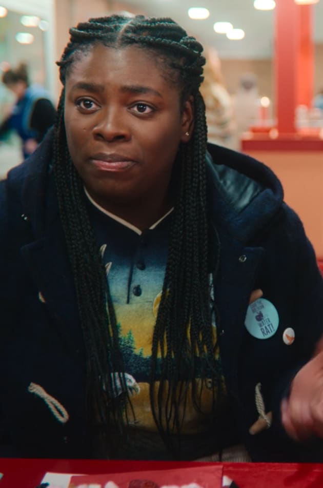 Viv Calls Out Beau Sex Education Season 4 Episode 8 Tv Fanatic 