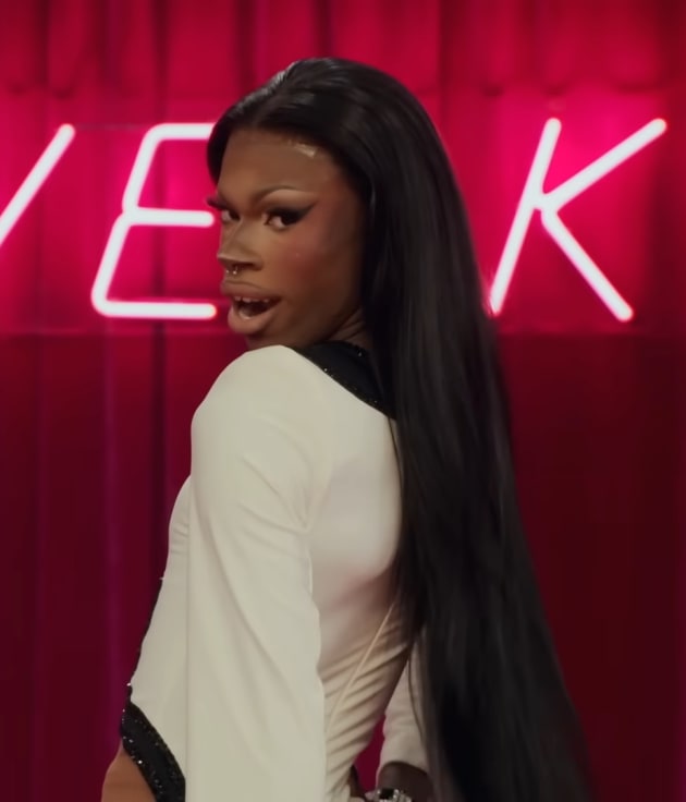 Luxx Noir London Entrance Look Rupauls Drag Race Season 15 Episode 1