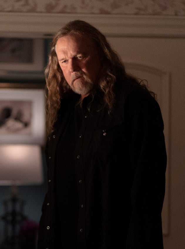 Deep, Dark Secrets - Monarch Season 1 Episode 2 - TV Fanatic Deep, Dark Secrets - Monarch Season 1 Episode 2 - TV Fanatic
