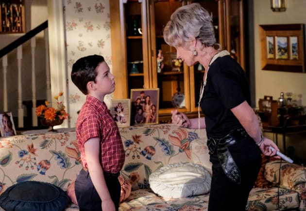 Watch Young Sheldon Season 2 Episode 8 Online - TV Fanatic