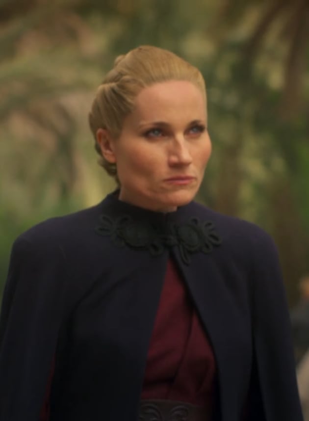 Liandrin Confronting the Seanchan - The Wheel of Time Season 2 Episode ...