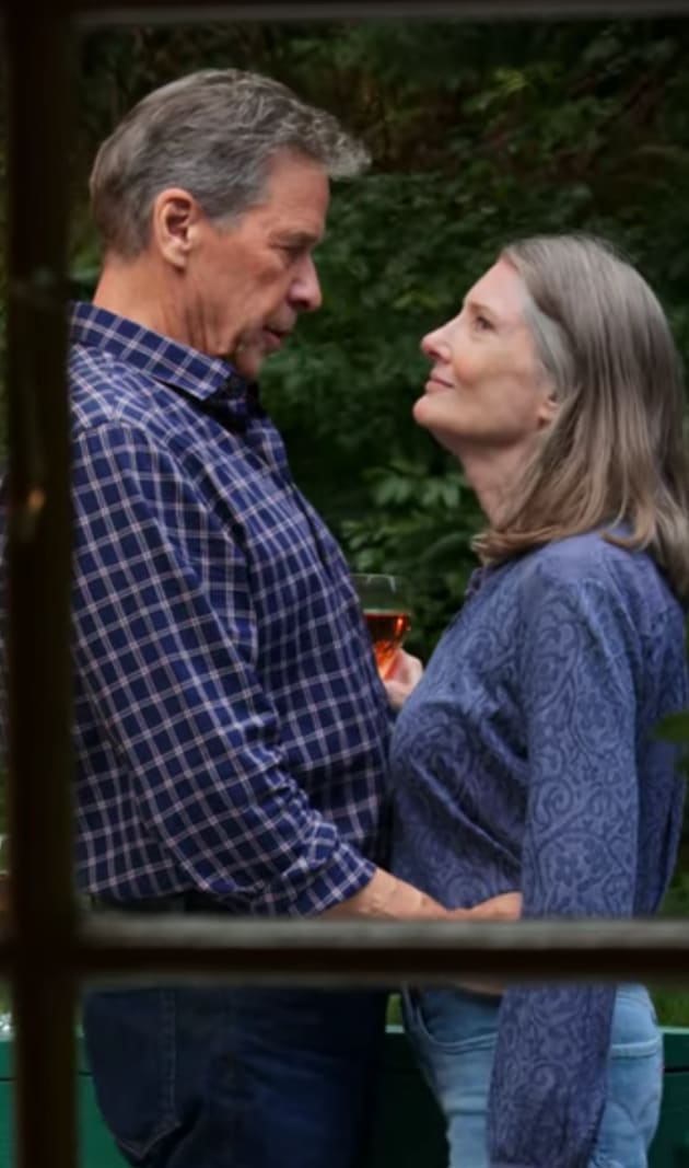 Doc and Hope Discuss Secrecy - Virgin River Season 2 Episode 1 - TV Fanatic