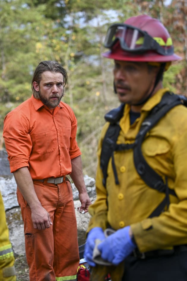 Bode and Manny - Fire Country Season 1 Episode 6 - TV Fanatic