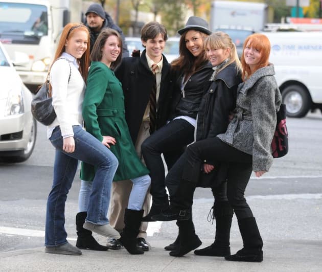 Taylor, Connor and Fans - TV Fanatic