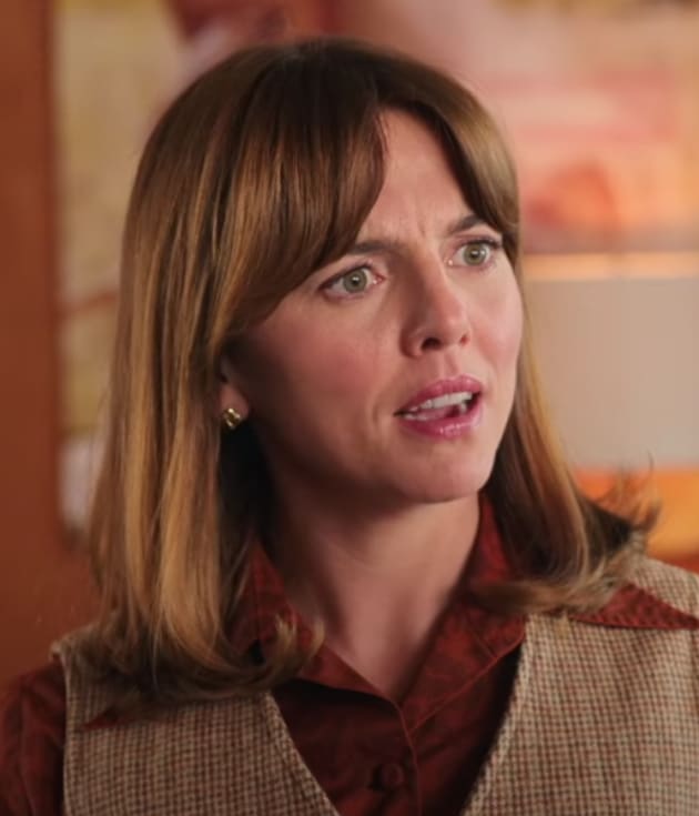 Minx Canceled Hbo Max Comedy Finds New Home At Starz Tv Fanatic