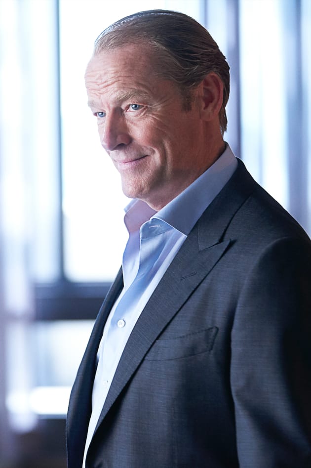 It's Bruce Wayne! - Titans Season 2 Episode 7 - TV Fanatic