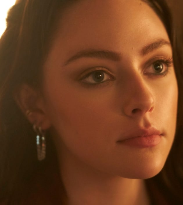 Closeup of Hope story of my life - Legacies Season 4 Episode 10 - TV ...