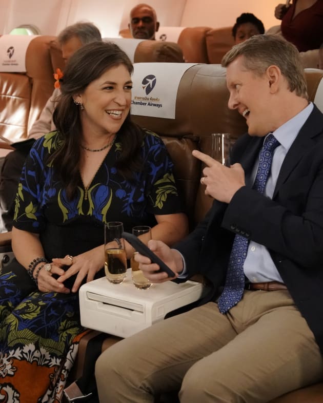 Kat and Ken Jennings Call Me Kat Season 3 Episode 1 - TV Fanatic Kat and Ken Jennings Call Me Kat Season 3 Episode 1 - TV Fanatic