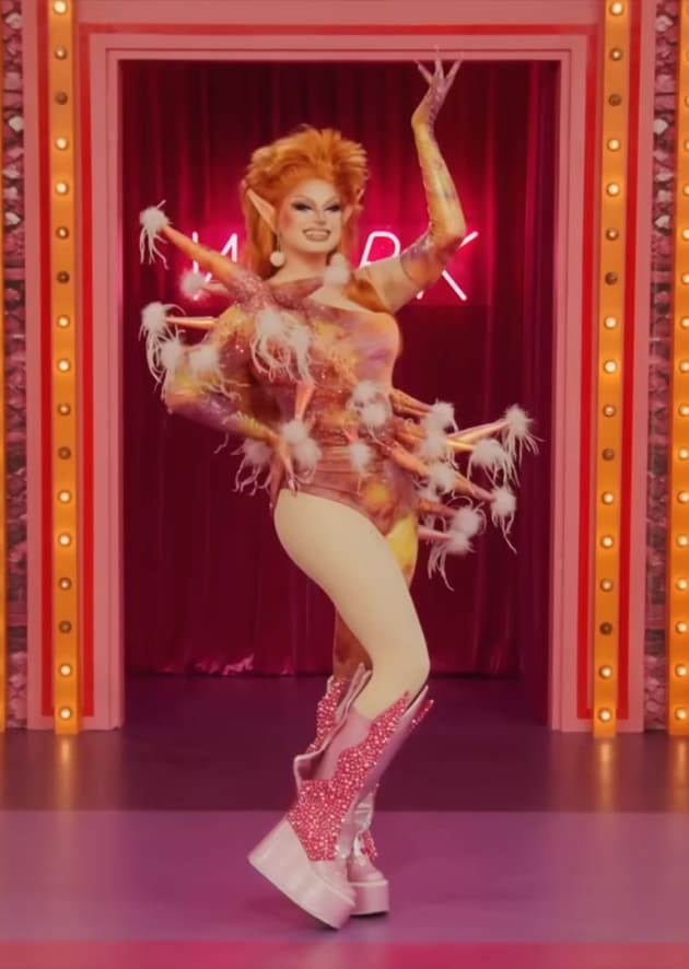 Irene Dubois Entrance Look Rupauls Drag Race Season 15 Episode 1