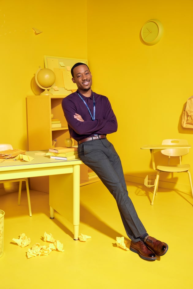Tyler James Williams as Gregory - Abbott Elementary Season 2 Episode 12 ...