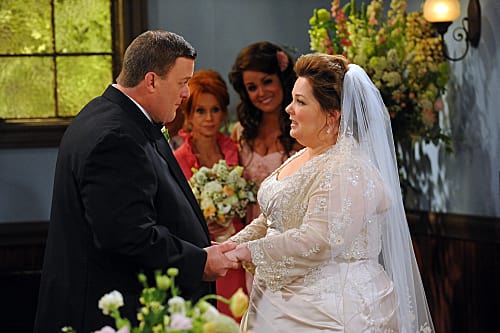 Mike And Molly Review Tying The Knot Tv Fanatic